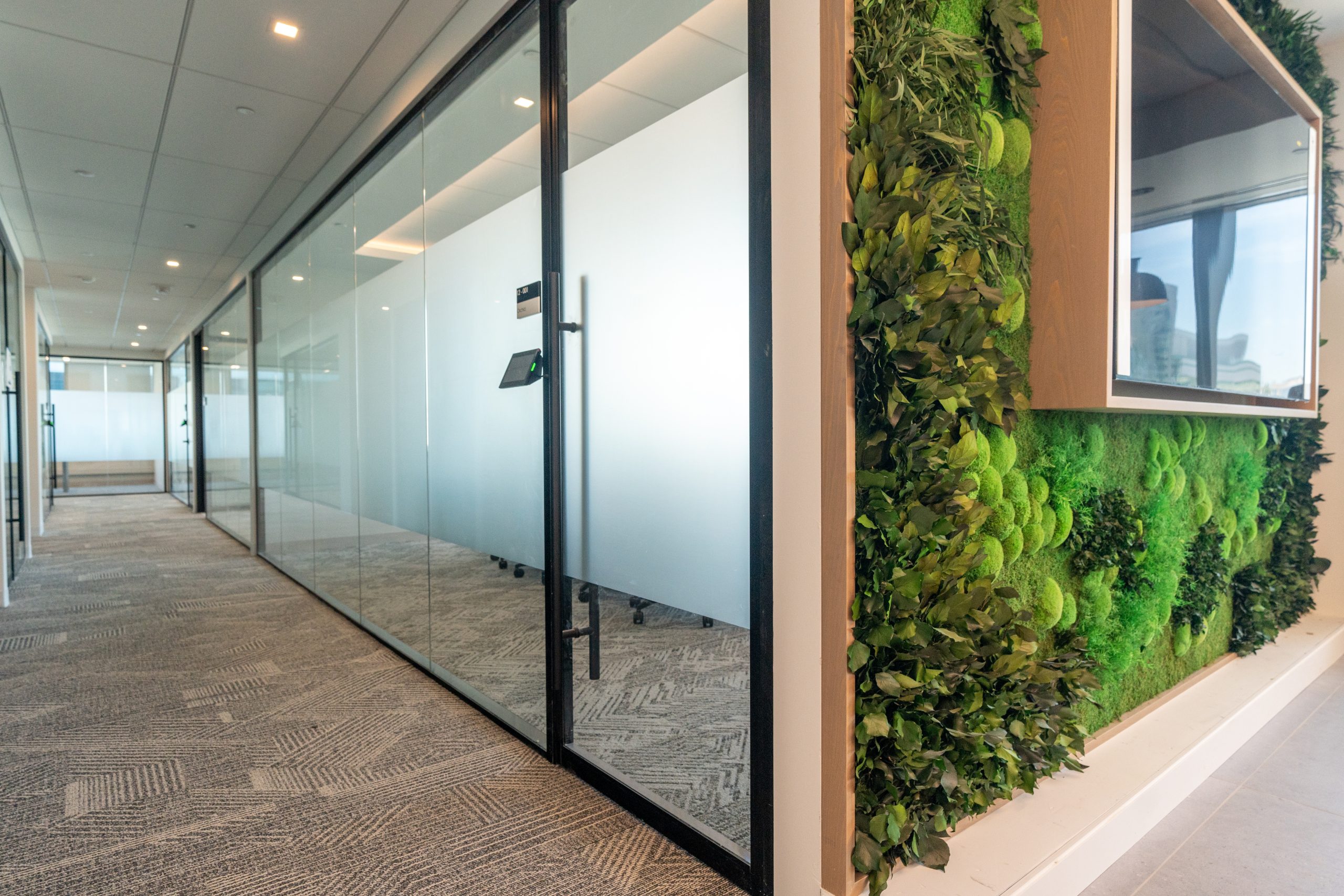 How MetroWall Glass Walls Transformed Newport Tower Project